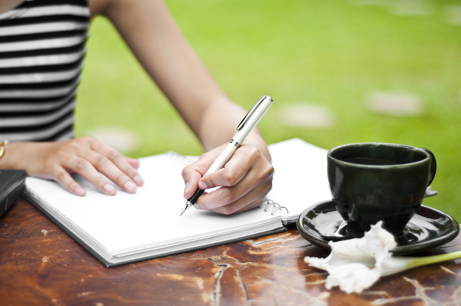 Tired of Being Lonely? – Writing a Prison Pen Pal